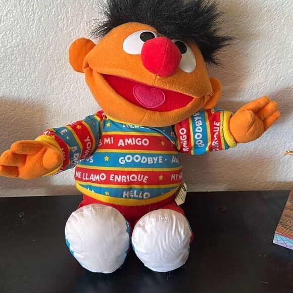 tyco | Toys | Vintage Sesame Street Erniespanish Bilingual Plush 995 ...
